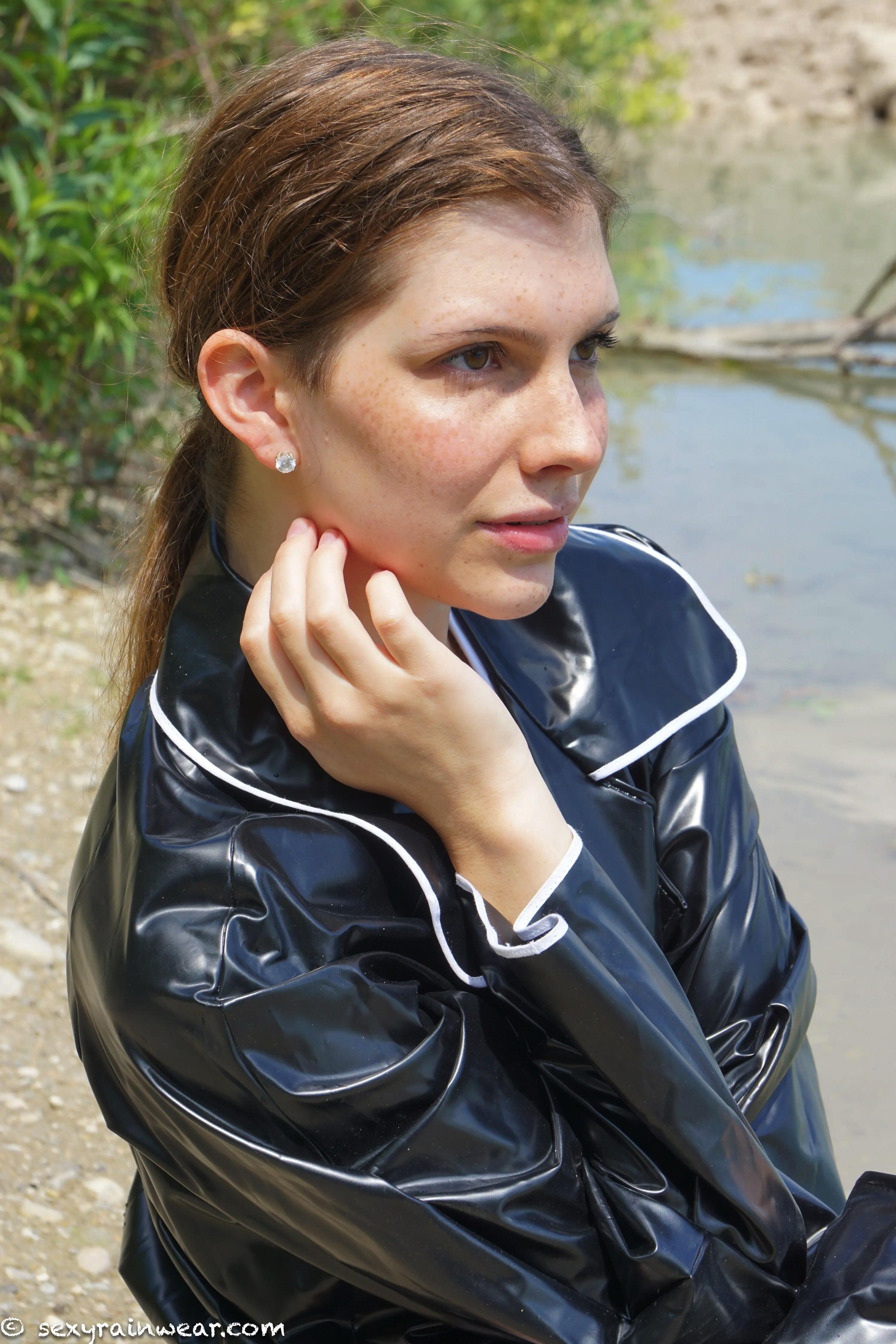 SEXYRAINWEAR.online | Black plastic is fantastic (29 pics)